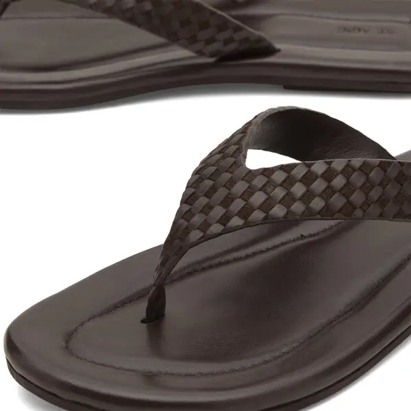 ST. AGNI Lattice Weave Thong Sandals - Coffee