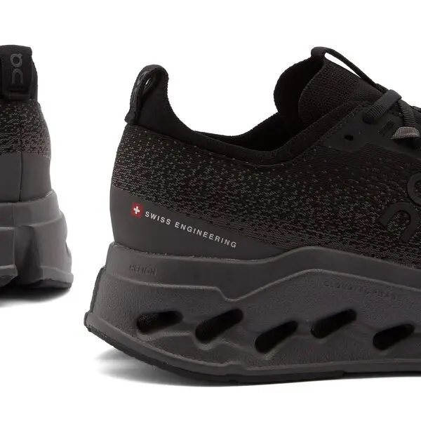 On Cloudsurfer Max Sneakers