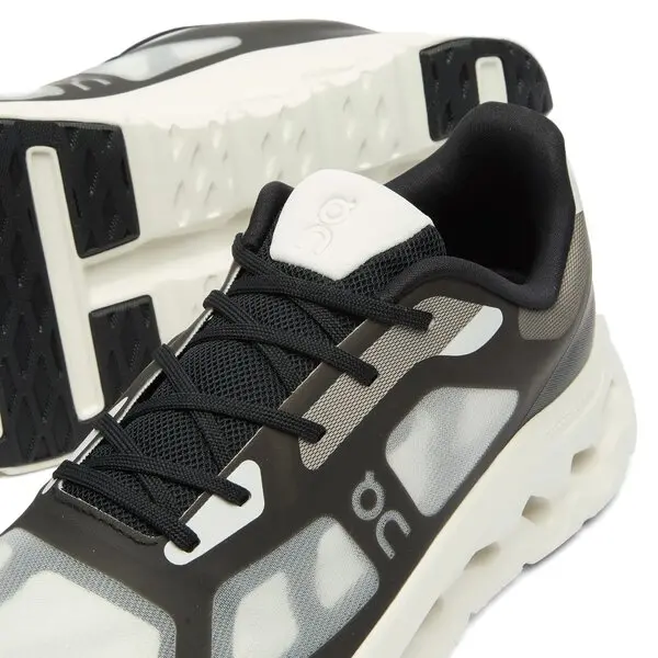 On Cloudtilt Remix Sneaker
