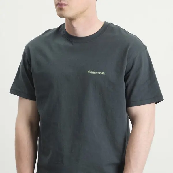 THISISNEVERTHAT Giraffe T-shirt