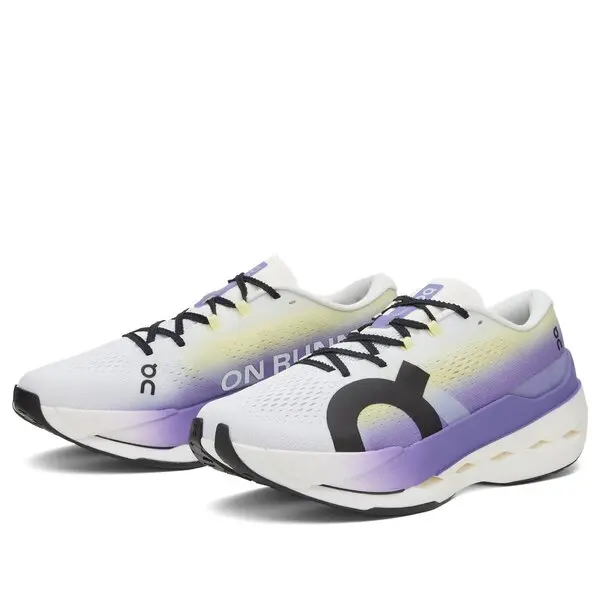 On Cloudboom Max Sneaker