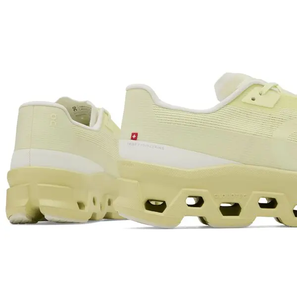On Cloudmon Ster Void Sneaker - Seedling/linen