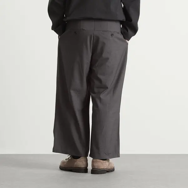 ANGLAN Valley Tuck Trousers