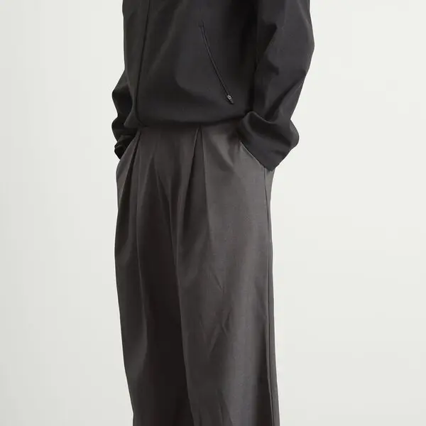 ANGLAN Valley Tuck Trousers