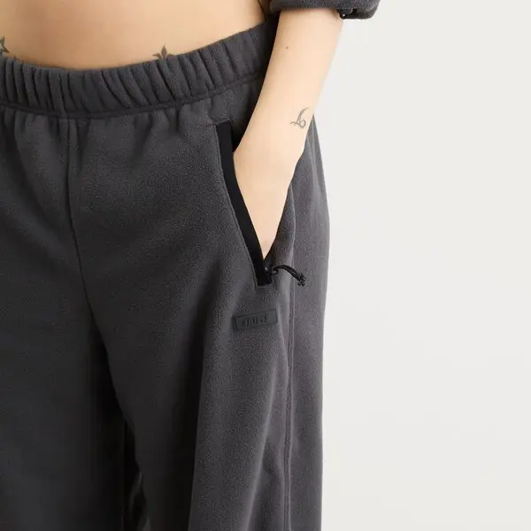 SKIMS Fleece Lounge Cargo Pants