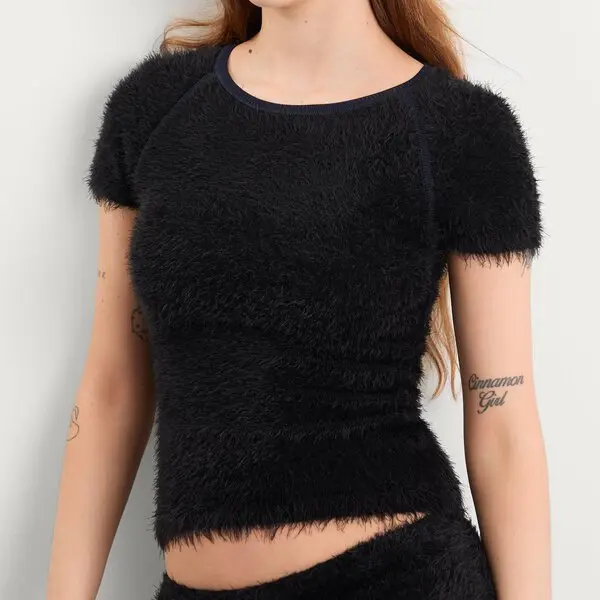 PEACHY DEN The Chloe Knit Tee