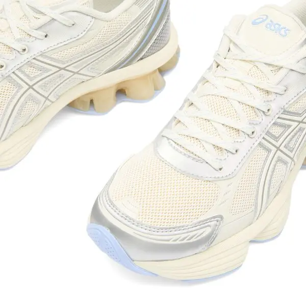 Asics Gel-kinetic Fluent Sneakers - Cream/cream