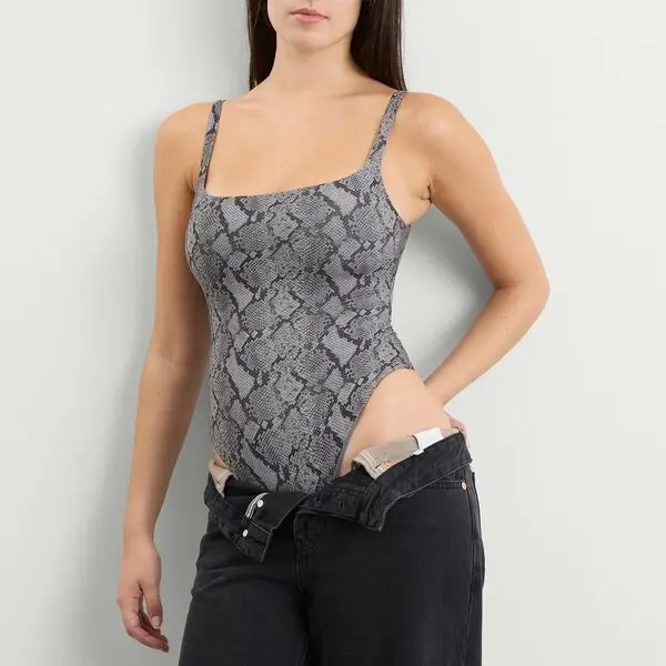 SKIMS Fits Everybody Square Neck Bodysuit