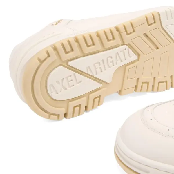 Axel Arigato Area Lo Sneaker - White/beige