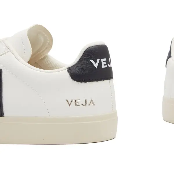 VEJA Recife Sneaker