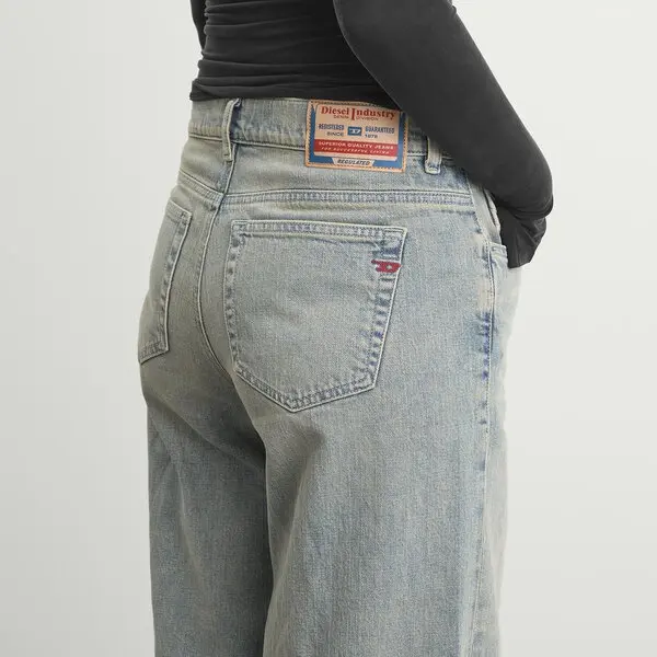 DIESEL® 1978 D-akemi Wide Leg Jeans - Blue