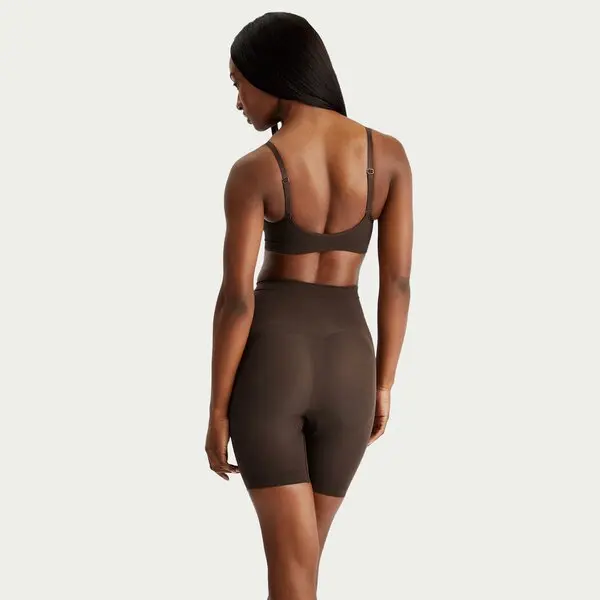 SKIMS Seamless Sculpt Mid Thigh Short