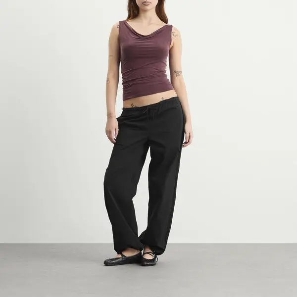 PEACHY DEN Kylie Cupro Top - Hot Choc