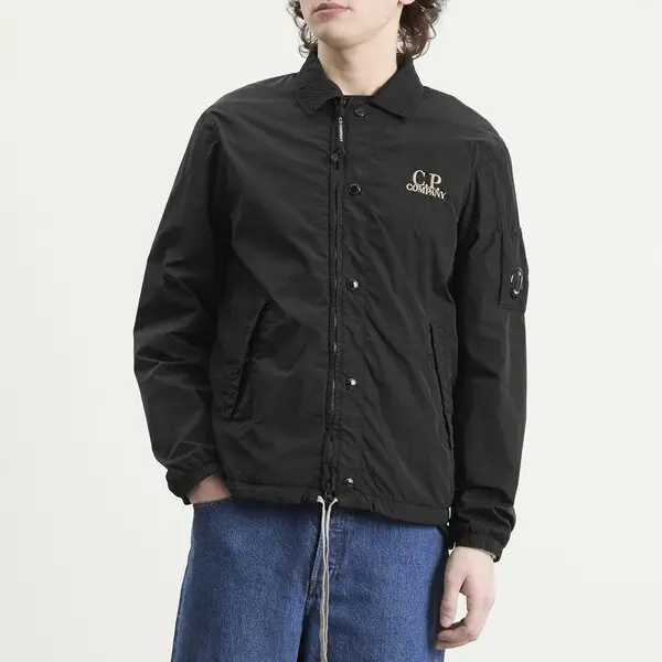 C.P. COMPANY Chrome-r Zipped Lens Logo Overshirt - Black