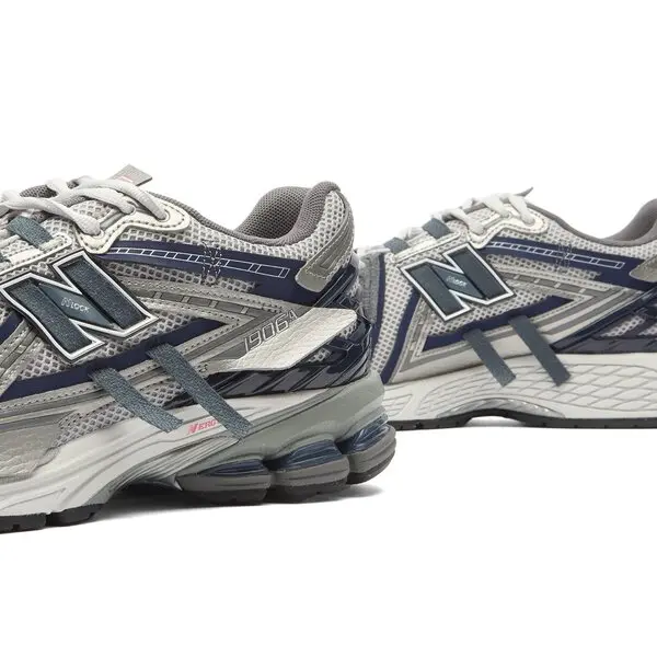 NEW BALANCE 1906 Sneaker