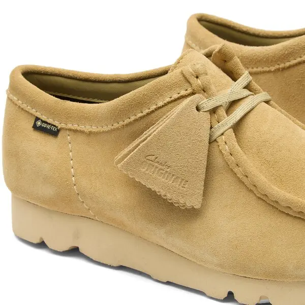 Clarks Wallabee Gtx Suede Lace-up