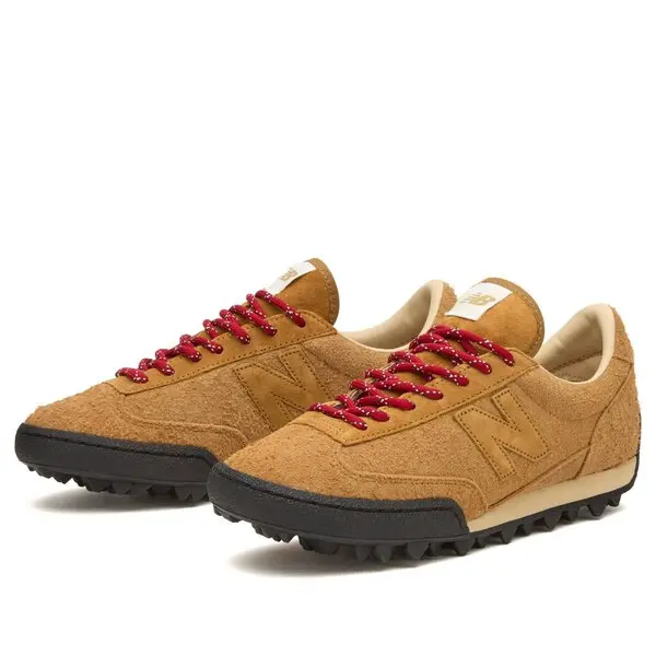 NEW BALANCE Gator Run Sneaker