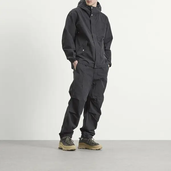 NANGA Dry Cotton Field Short Parka