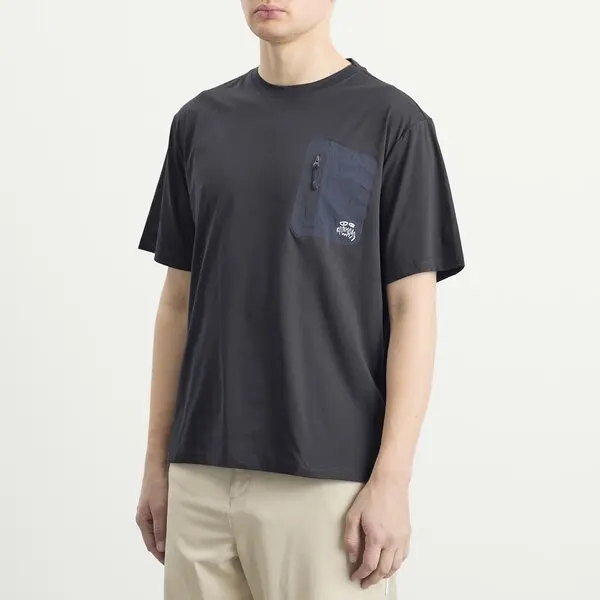 KARMA8A Logo Pocket Rue T-shirt