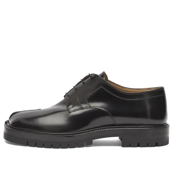 MAISON MARGIELA Tabi Lace Up - Black