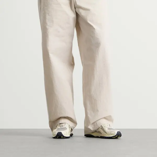 NEW BALANCE X Auralee 204 Sneaker