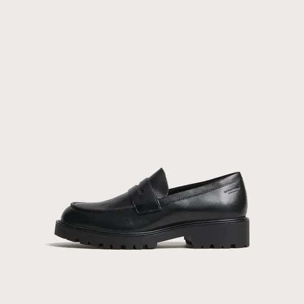 VAGABOND SHOEMAKERS Kenova Leather Loafer - Black