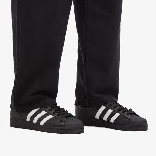 Adidas Superstar 82