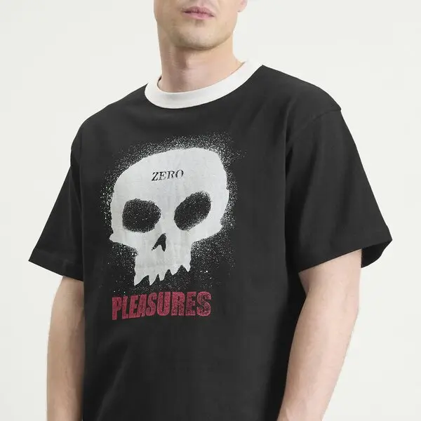 PLEASURES X Zero Single Skull Heavyweight T-shirt