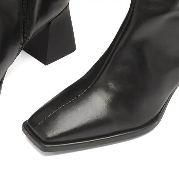 VAGABOND SHOEMAKERS Hedda Knee High Boot
