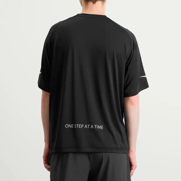 AND WANDER X Altra T-shirt