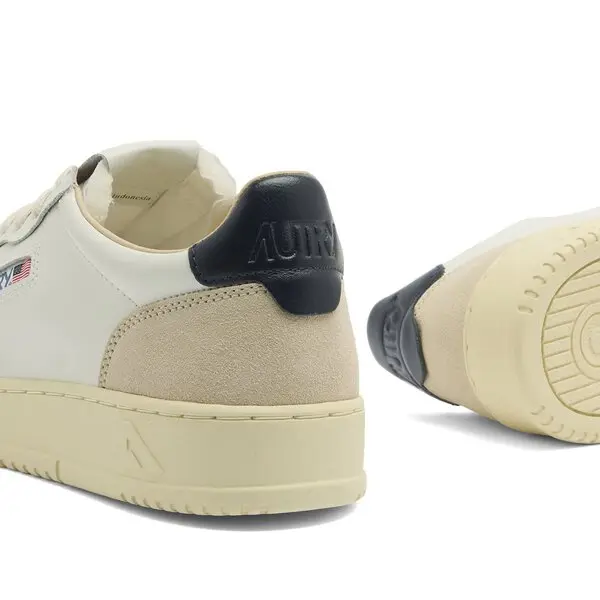 AUTRY 01 Low Leather And Suede Sneakers - White/navy