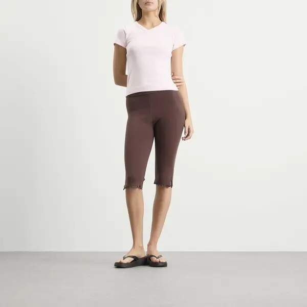 HOUSE OF SUNNY Classic Capri Pants - Coffee