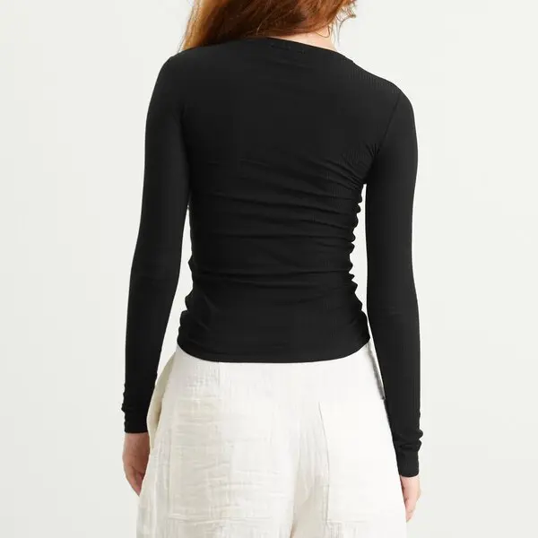 BASERANGE Heart Cut-out Long Sleeve Ribbed T-shirt