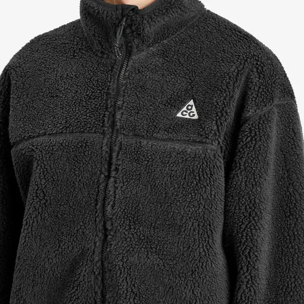 Nike Apparel Canwell Glacier Windproof Jacket