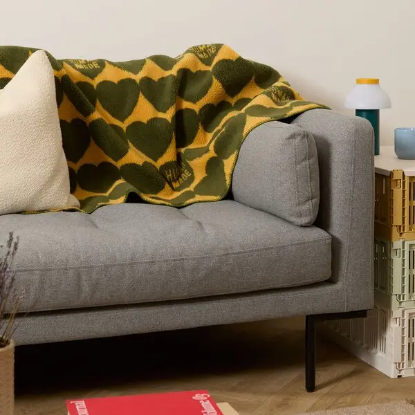 HUMAN MADE Heart Fleece Blanket
