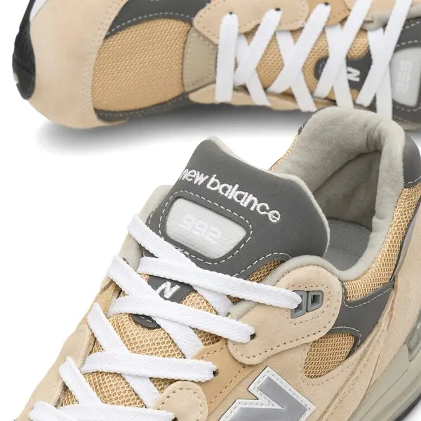 NEW BALANCE 992 Sneaker