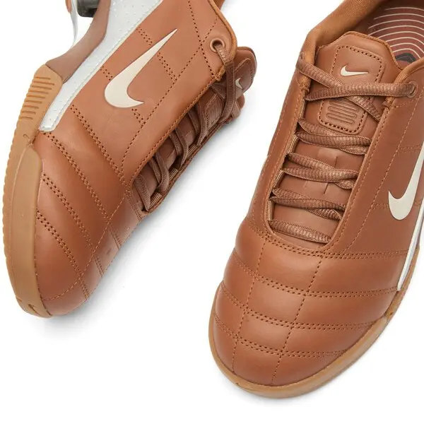 Nike T90 Shox Magia Qs Sneaker