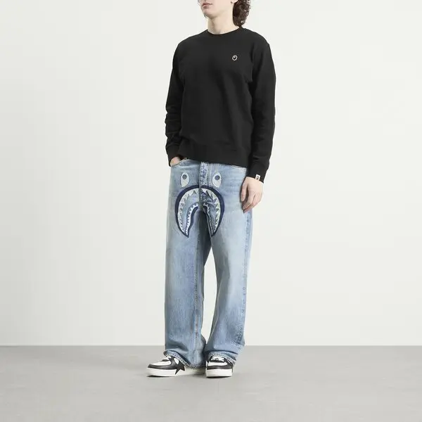 A BATHING APE One Point Crew Neck Sweatshirt