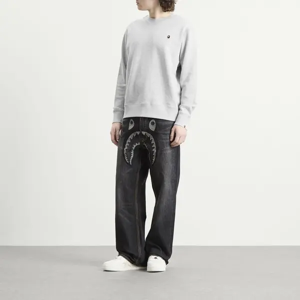 A BATHING APE One Point Crew Neck Sweatshirt