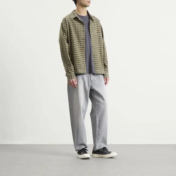 BEAMS Wide Pleated Taper Denim Jeans - Grey