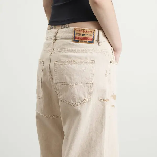DIESEL® 1996 D-sire-yu Wide Leg Jeans
