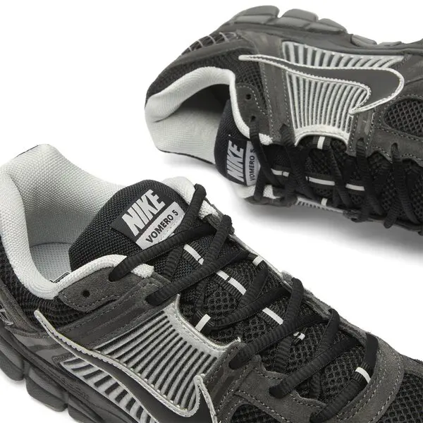 Nike Zoom Vomero 5 Sneaker - Anthracite/black/chrome