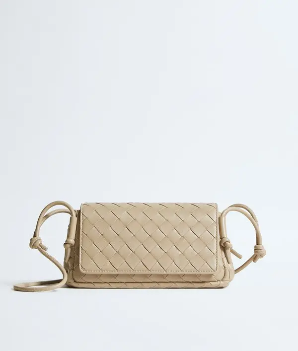 Bottega Veneta Notturno Intrecciato Pouch - Ecru