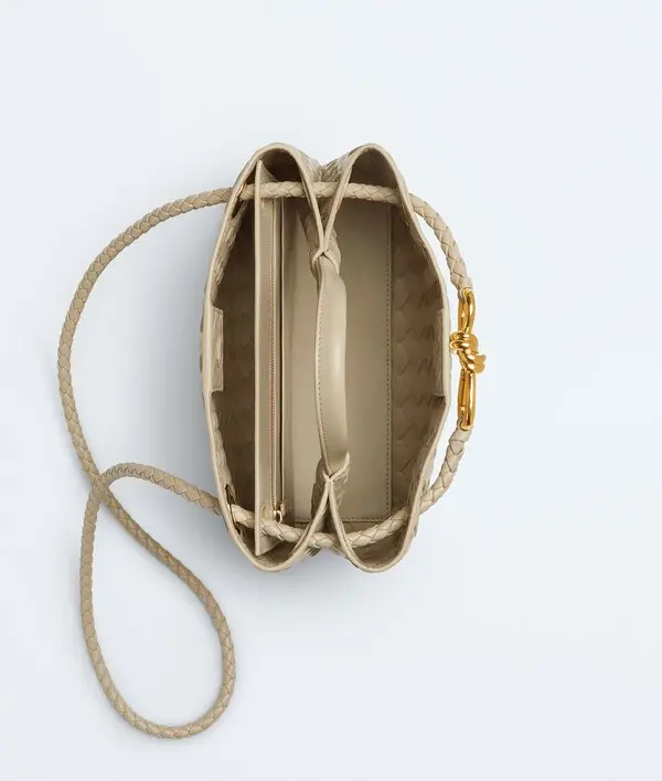 Bottega Veneta Small Andiamo - Ecru/muse Brass