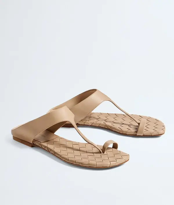 Bottega Veneta Livia Flat Thong - Shore