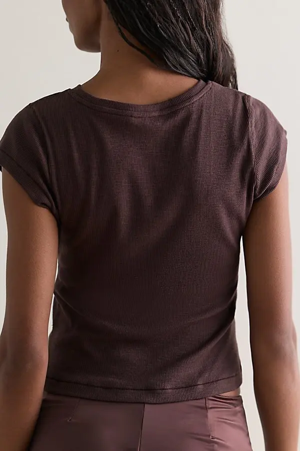 INTIMATELY Ribbed Baby Tee - Hot Fudge