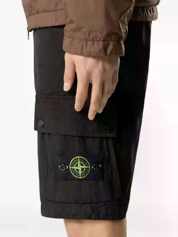 Stone Island Logo-patch Cargo Shorts - Black
