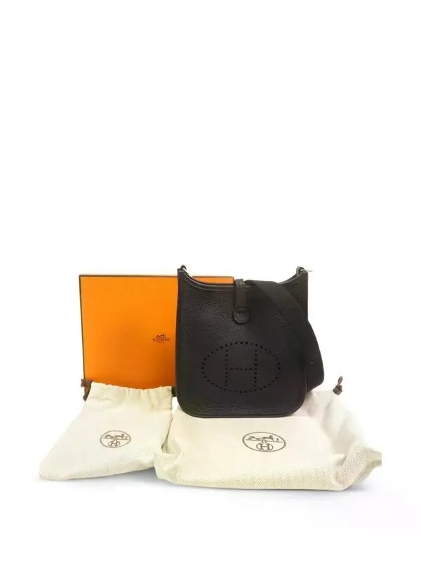 Hermès Evelyne Calfskin Shoulder Bag - Black