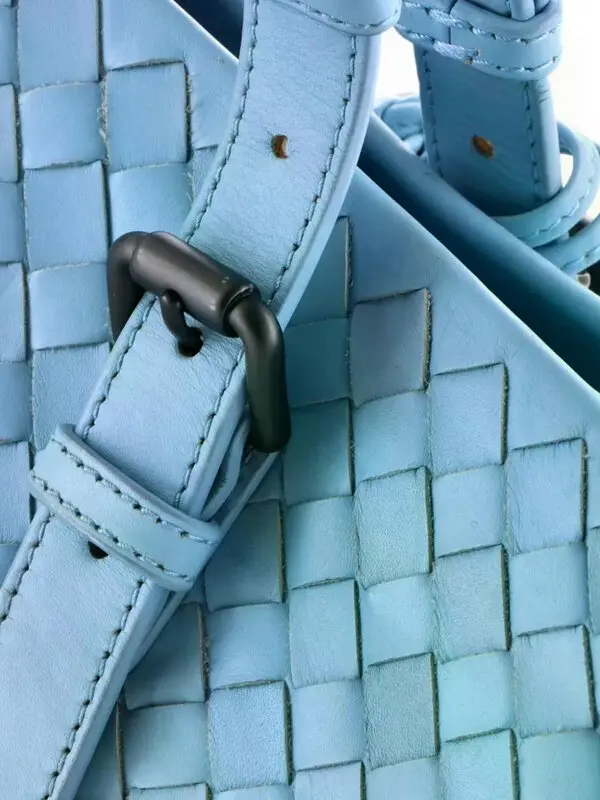 Bottega Veneta Roma Bag Intrecciato Nappa Medium Tote Bag - Blue