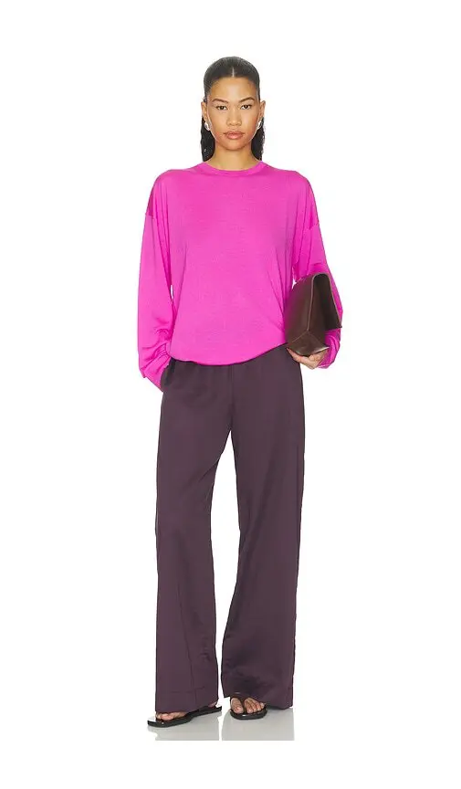 LESET James Oversized Crewneck In . Also - Pink